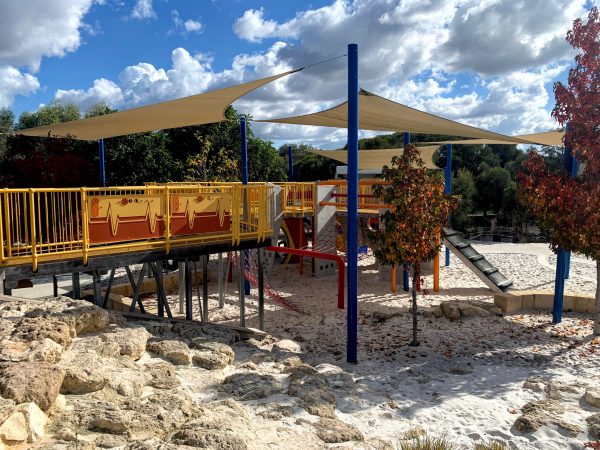 Newhaven Robot Park (Piara Waters) - Playground Review - Melville Mums