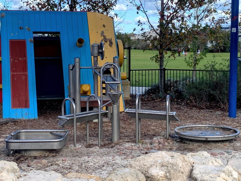Newhaven Robot Park (Piara Waters) - Playground Review - Melville Mums